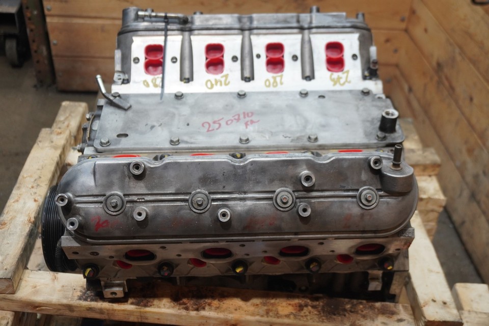 7.0l V8 Ls7 Long Block Engine Motor W/ Heads & Camshaft Chevrolet ...