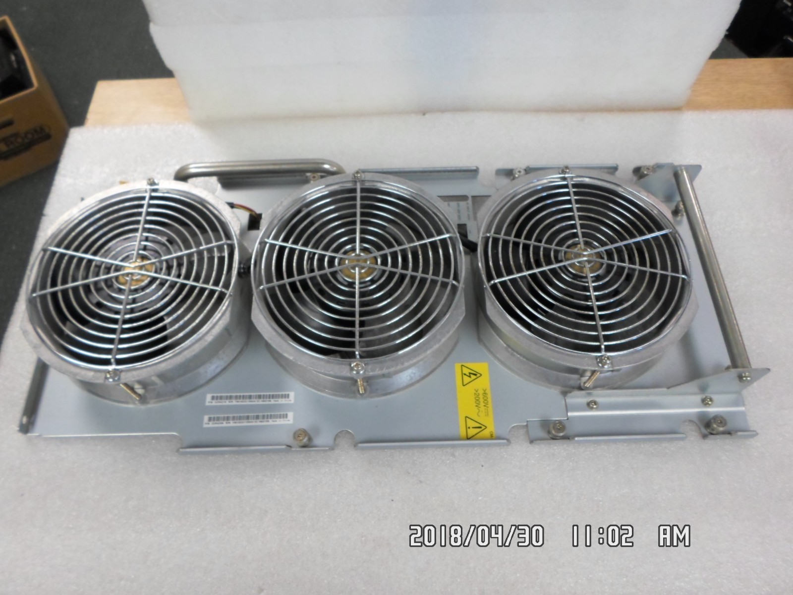 IBM DS8000 Server Triple Cooling Fan Assembly PN 22R4215, 22R4206 | eBay