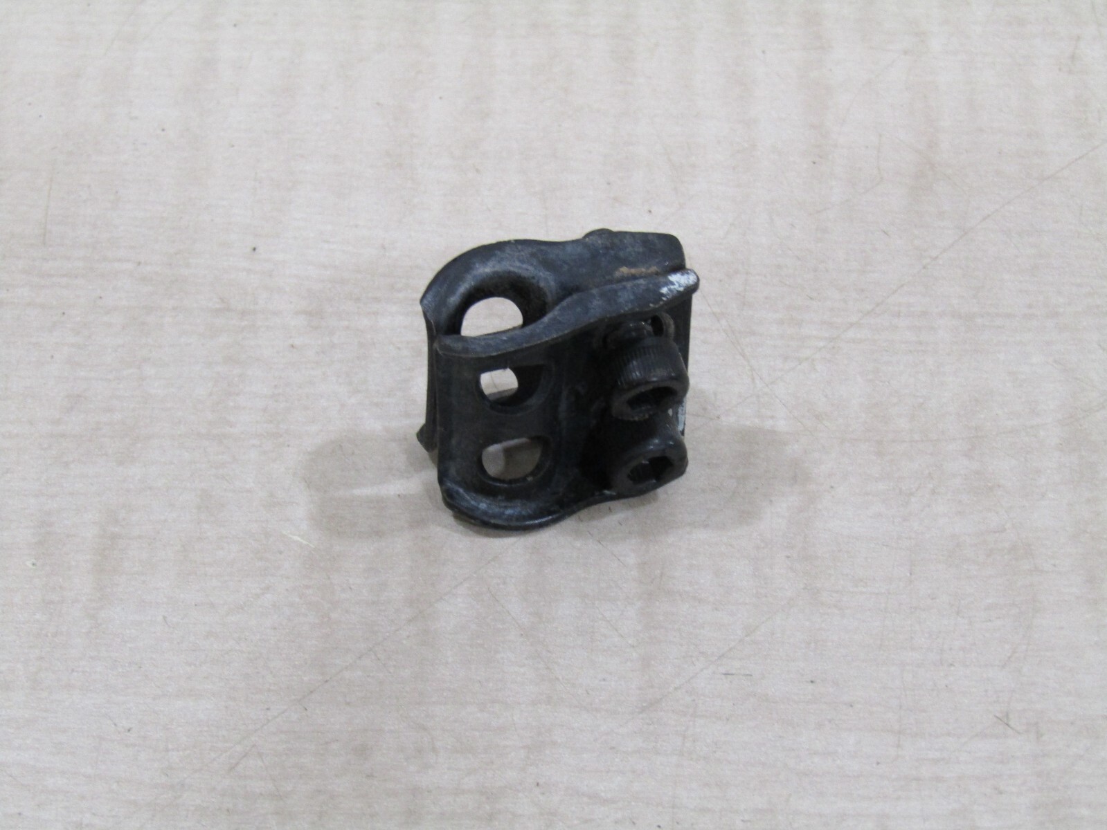 2014 2008-2023 YAMAHA TTR125LE OEM FRONT BRAKE HOSE CLAMP 90465-14242 ...