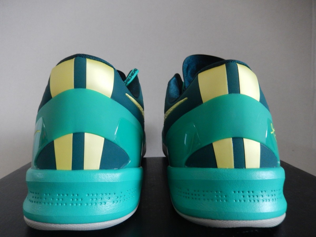 Kobe 8 Dark Atomic Teal