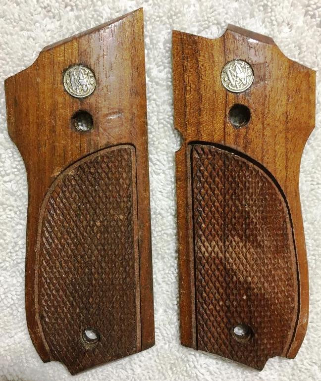 FACTORY SMITH & WESSON MODEL 39, 439, 539, 639 CHECKERED WOOD GRIPS | eBay