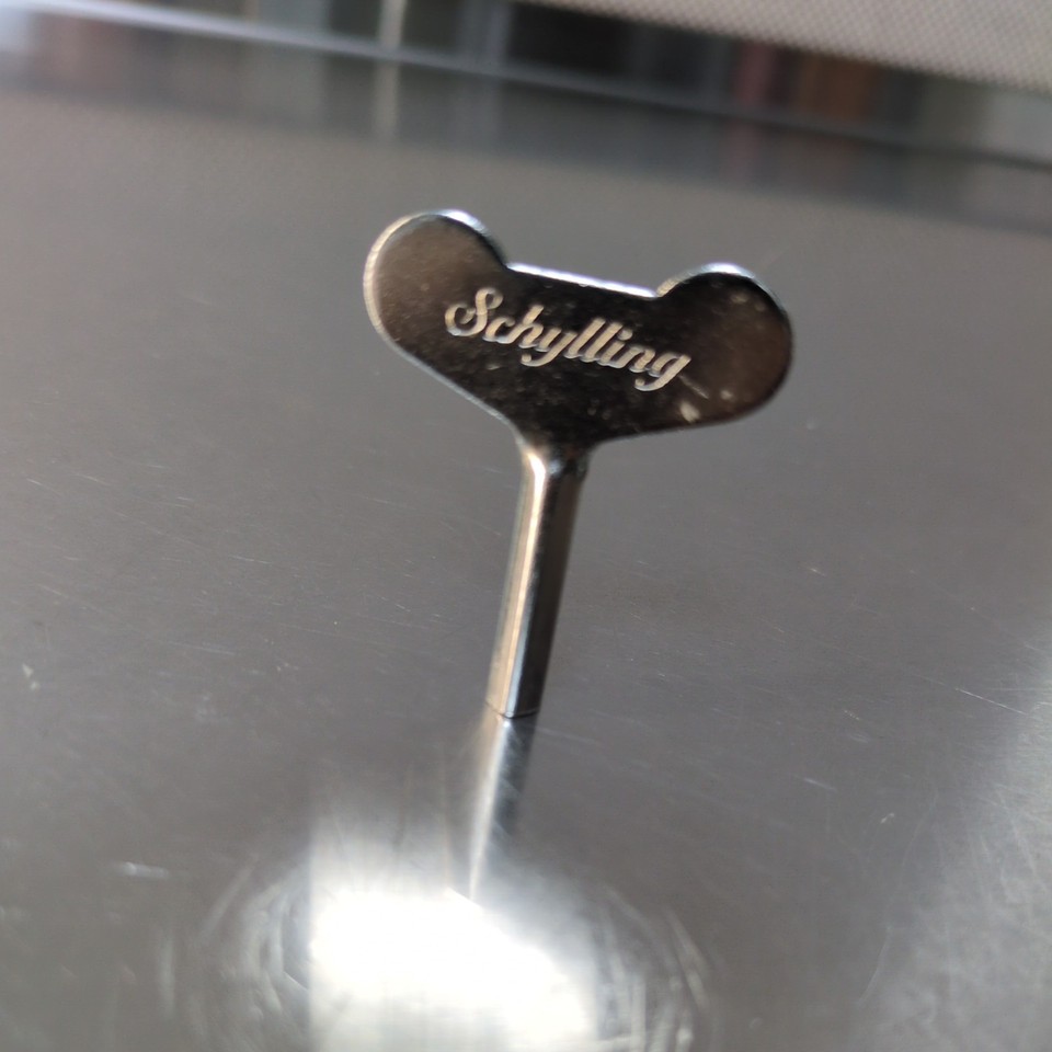 Vintage 30's NIFTY TOYS Rubberneck Willy Sad Clown Celluloid Wind-Up ...