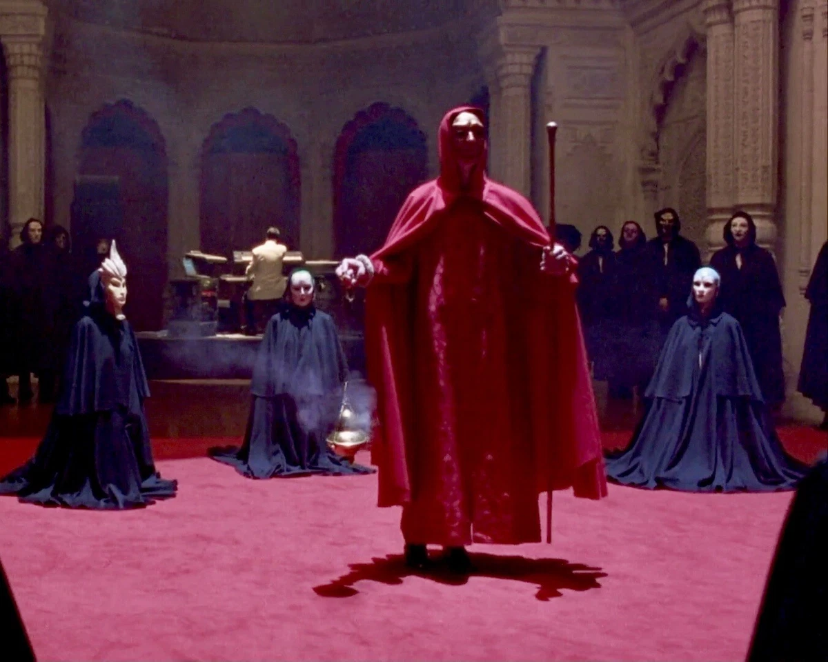 Eyes Wide Shut Costume