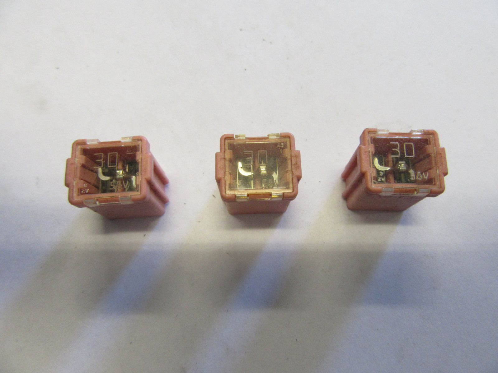 HOLDEN COMMODORE VE FUSE 30A 30 AMP VE COMMODORE PINK FUSE X3 GENUINE ...