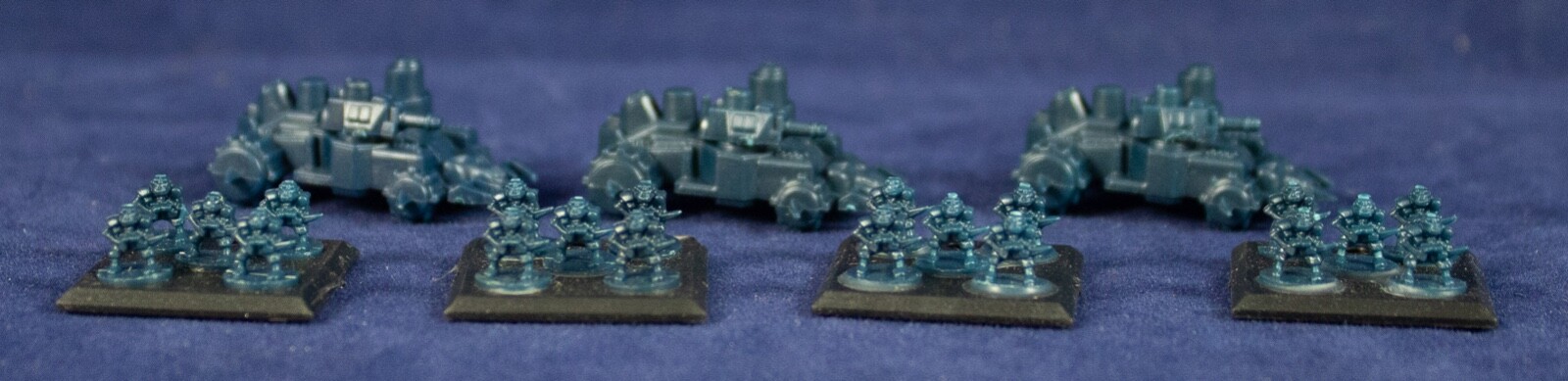 Warhammer Epic 40K: Orks- 20 Boyz and 3 Battlewagons (Blue) (Plastic ...