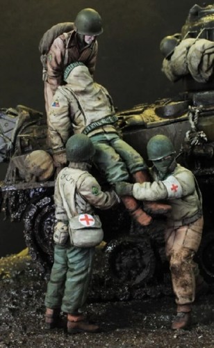 1/35 Resin Figure Model Kit 4 US Soldiers Medics Wounded Vietnam War ...