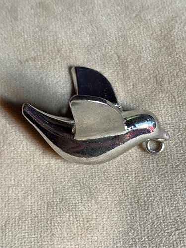 Vintage 3D Soaring Dove Bird Pendant Silver tone 1 1/2" | eBay