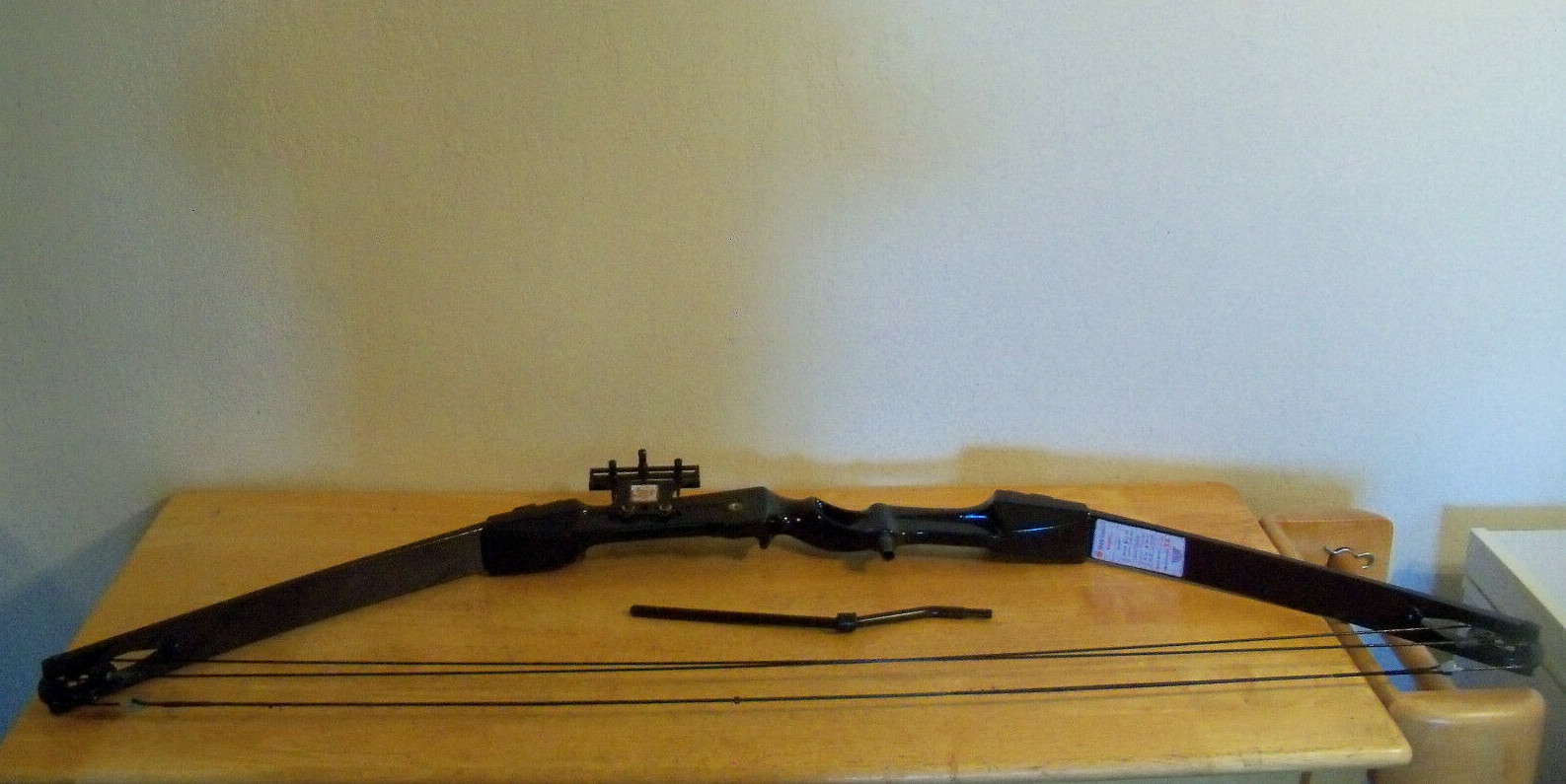 RAMBO 2 BLACK COMPOUND BOW, HOYT | eBay