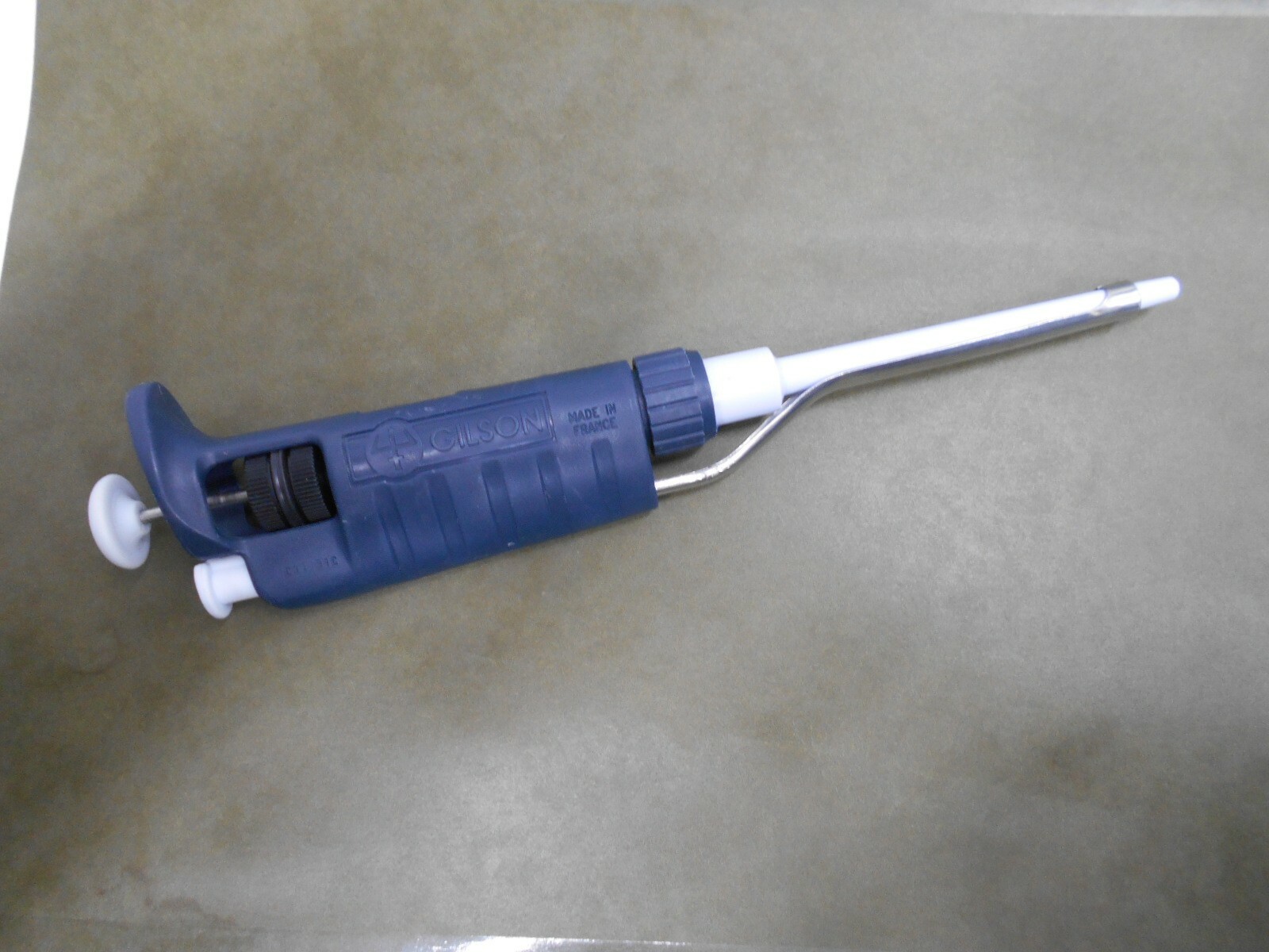 GILSON PIPETMAN P200 200µL SINGLE CHANNEL ADJUSTABLE PIPETTE | eBay