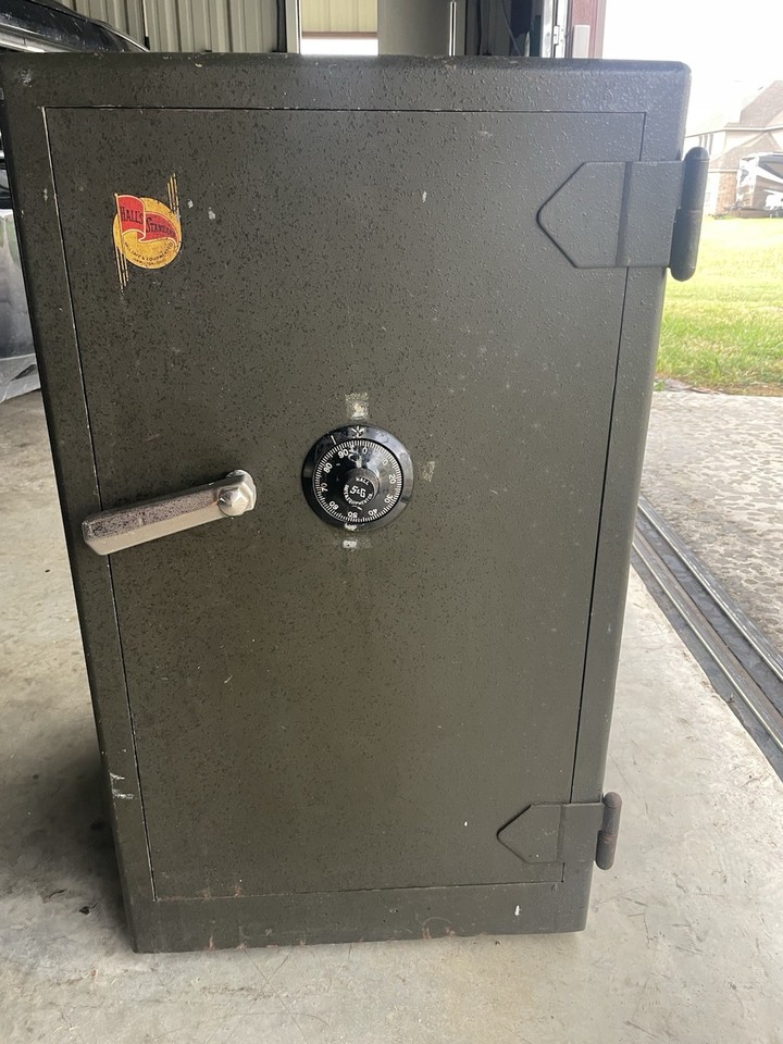 HALLS Standard Antique Safe | eBay
