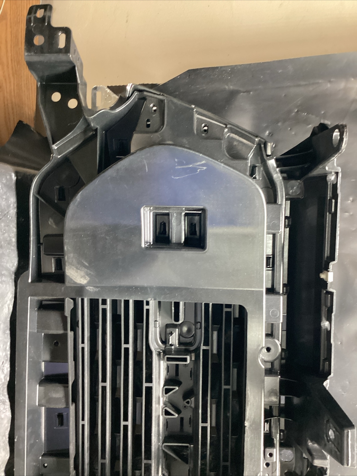 Factory OEM 2019 Dodge RAM 1500 Painted Grille 68366528a for sale ...