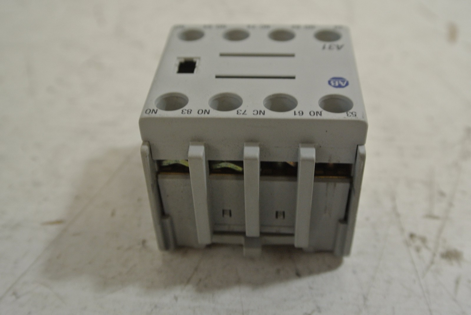 Allen-Bradley front mount auxiliary contacts Cat: 100-FA31 | eBay