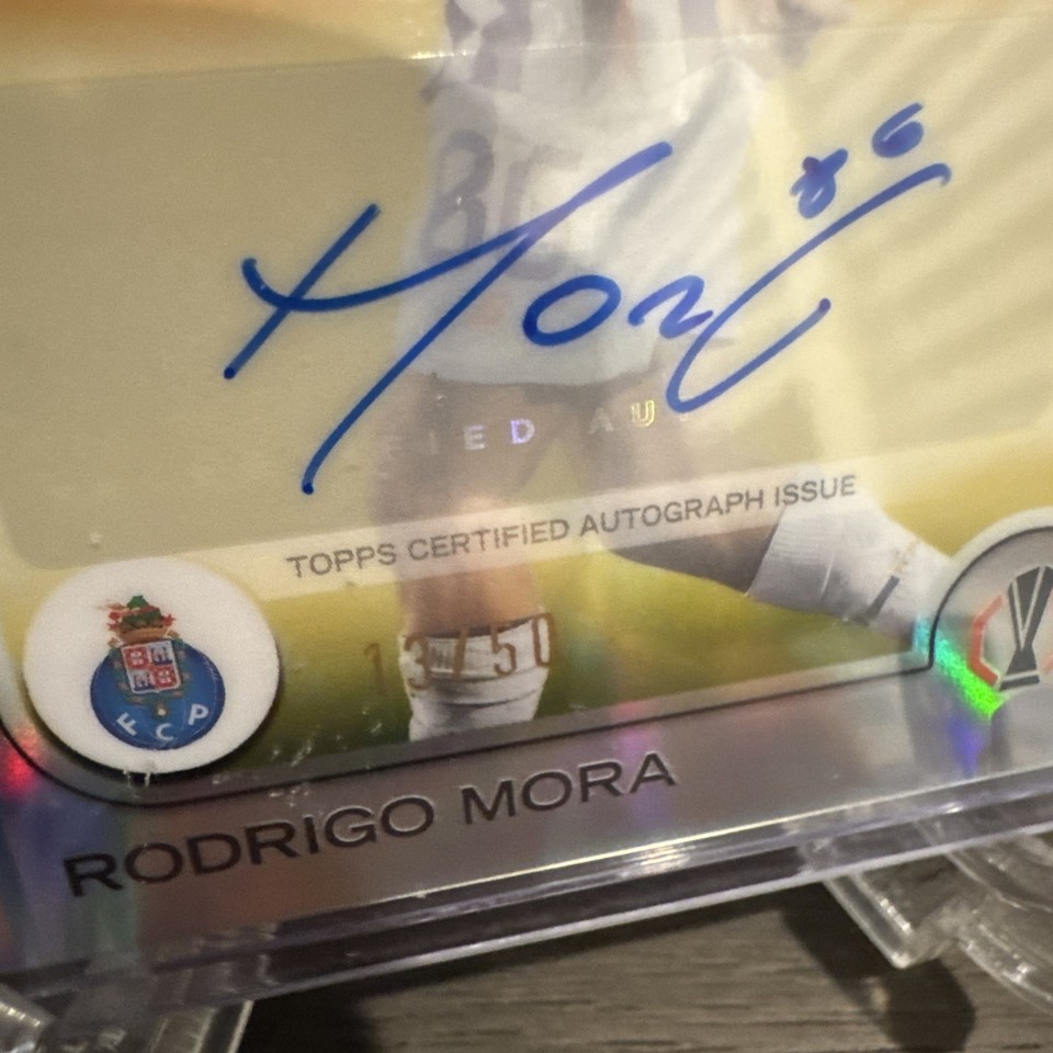 Rodrigo Mora FC Porto 24-25 Topps Chrome UCC Gold RC Autograph #13/50 ...