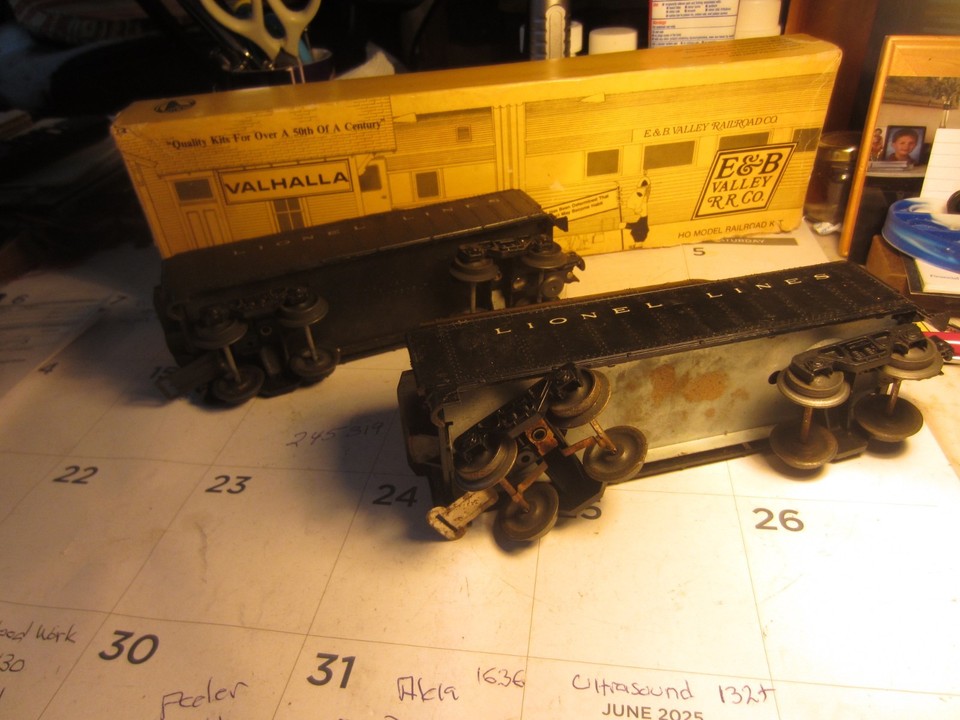 LIONEL trains; Two nice track ready 4 axle coal tenders | eBay