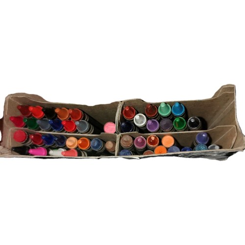 Crayola Star Wars STORMTROOPER 64 Colors Collectible Crayons w ...