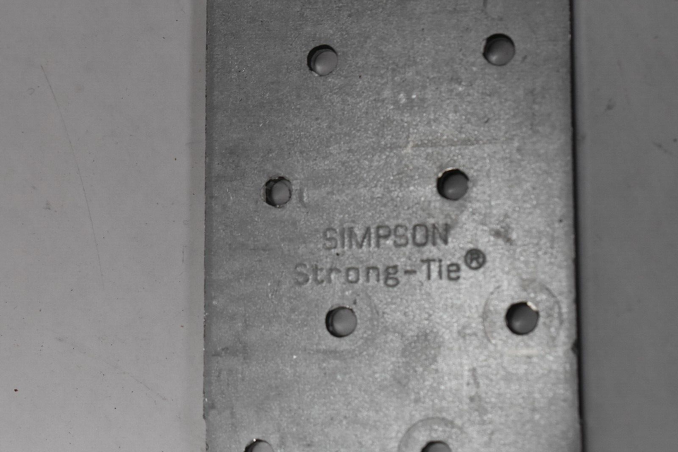 Simpson Strong Tie Heavy Duty Hold Down Anchor HTT4 Stainless Steel ...