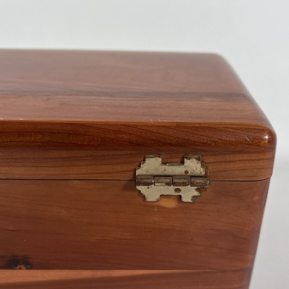 Vintage Lane Salesman Sample Miniature Cedar Chest Jewelry Box * No Key ...