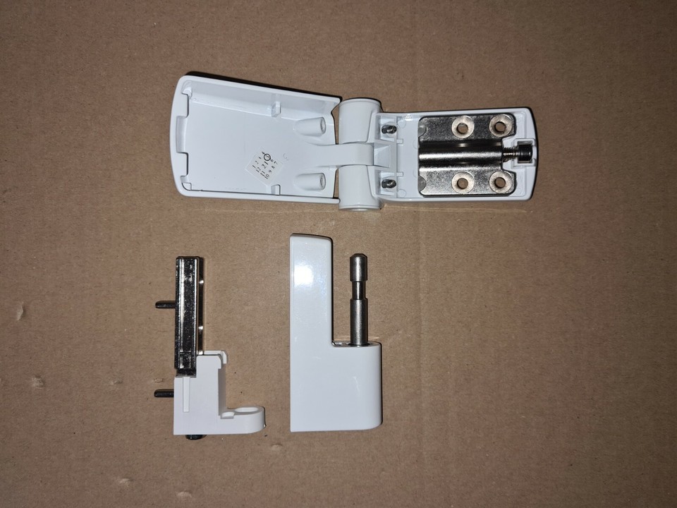 WHITE UPVC FRENCH DOORS OPEN IN 0R OUT LOCKS HANDLES CLEAR GLASS FREE ...