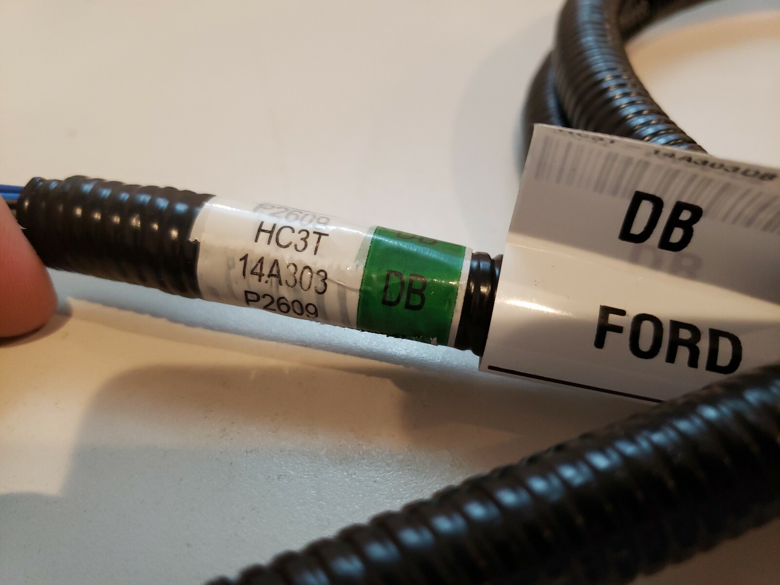 Genuine Ford HC3T-14A303DB OEM Wiring Harness HC3T-14A303P2609 | eBay