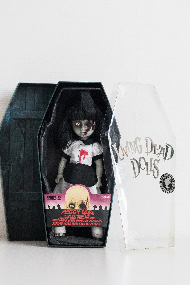 Living Dead Dolls Peggy Goo