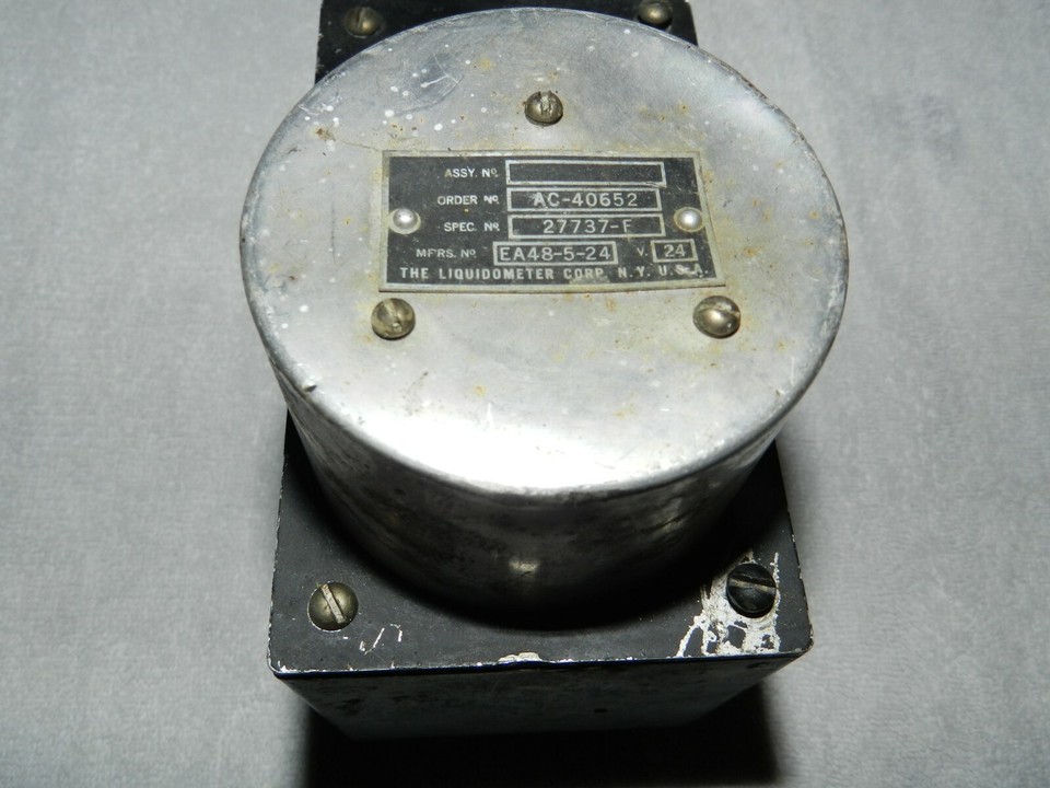 LIQUIDOMETER CORP QUANTITY INDICATOR P/N EA48-5-24 VINTAGE DC-3/C47 ...