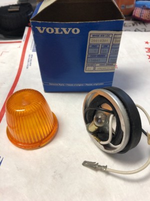 GENUINE VOLVO LAMP MARKER LIGHT 3081537 | eBay