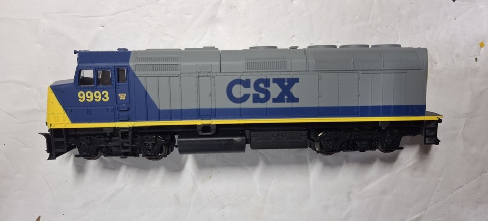 HO Scale Walter's Train Line CSX Emd F40. TESTED | eBay