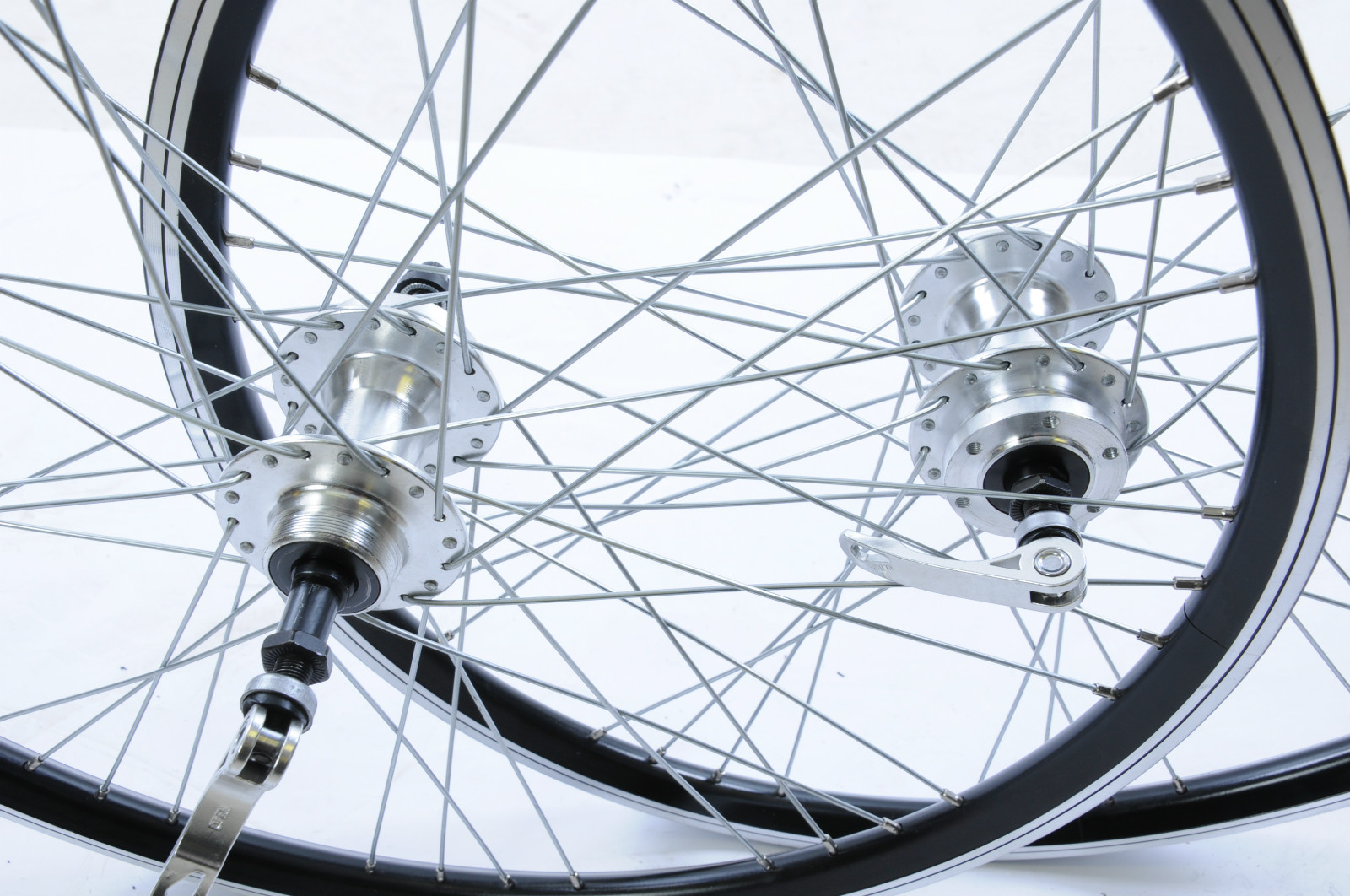 PAIR WHEELS 24" MTB DISC BRAKE HUB Q/R BLACK DOUBLE WALL 507 X 19 RIM ...