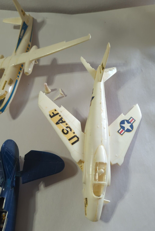 VINTAGE JUNKYARD MODEL KIT AIRPLANE MILITARY AIRCRAFT PIECES PARTS ...