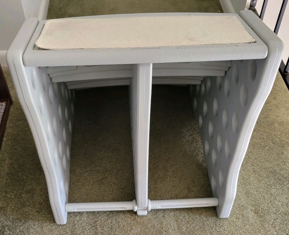 Pet Gear Easy Step III Pet Stairs, 3 Steps Removable Carpet Excellent ...