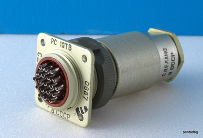 Connectors - 19 Pin Connector