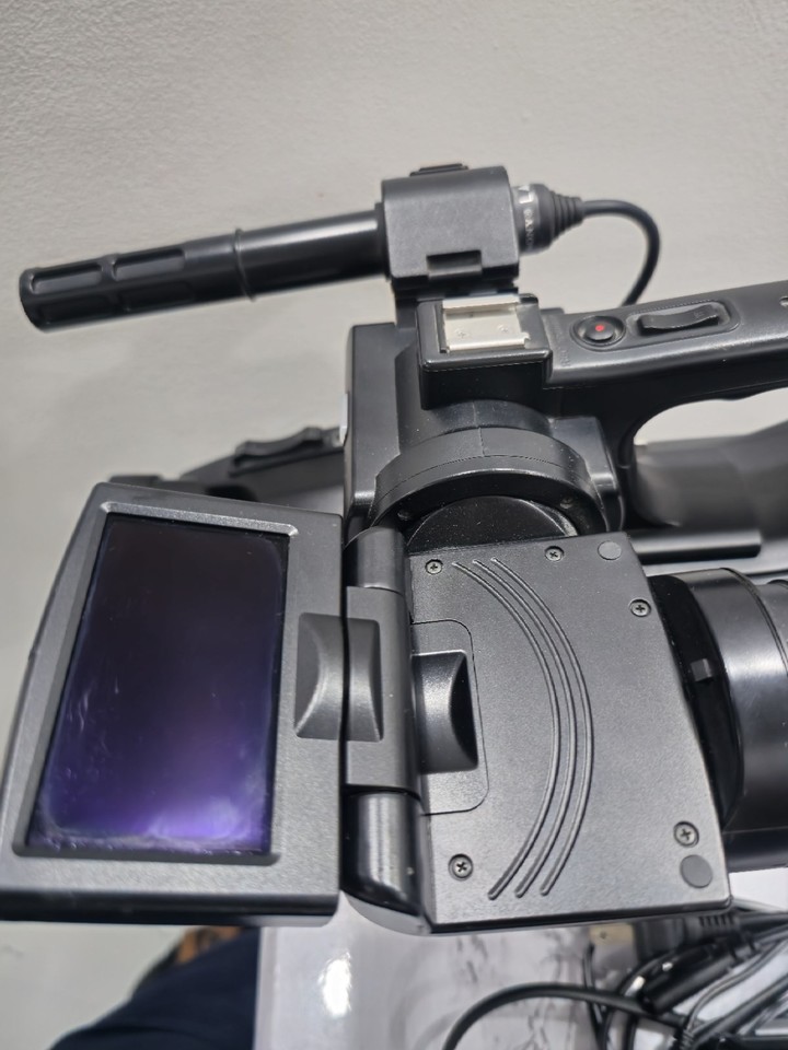 Sony HXR-MC2000 Camcorder High Definition Video Camera | eBay
