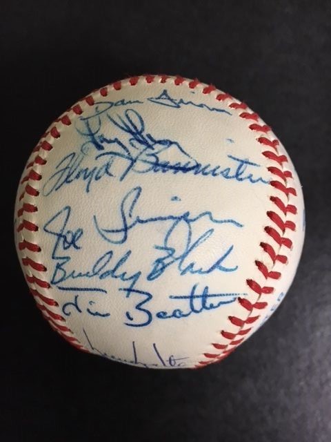 1981 Seattle Mariners Team Signed Baseball(29 Autos)Dave Henderson(R ...