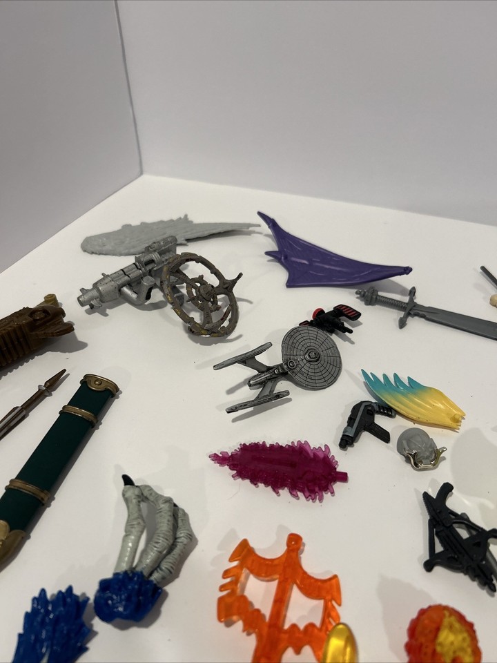 Vintage 1990’s Mixed Accessories & Action Figure Parts Marvel, Gi Joe ...