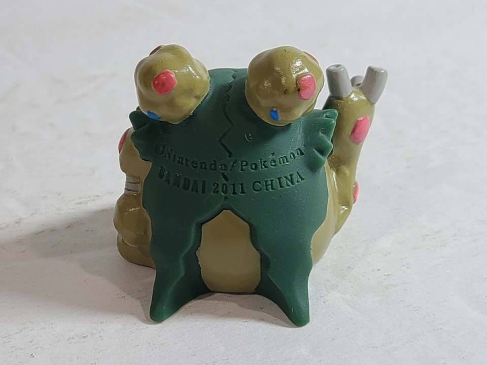 2011 Pokemon Finger Puppet Garbodor Figure Gotta Catch Them All ...