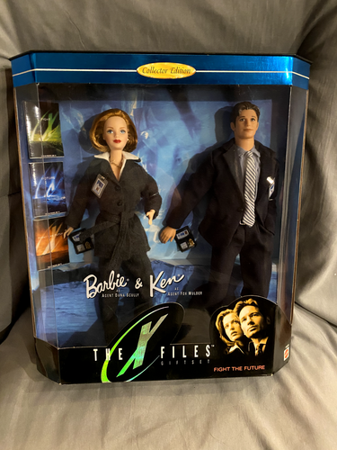 Barbie & Ken The X Files Gift Set Collector Edition Scully & Mulder ...