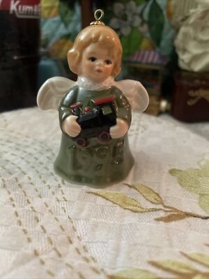 Goebel Annual Bell "Angel - 1995 Green | eBay