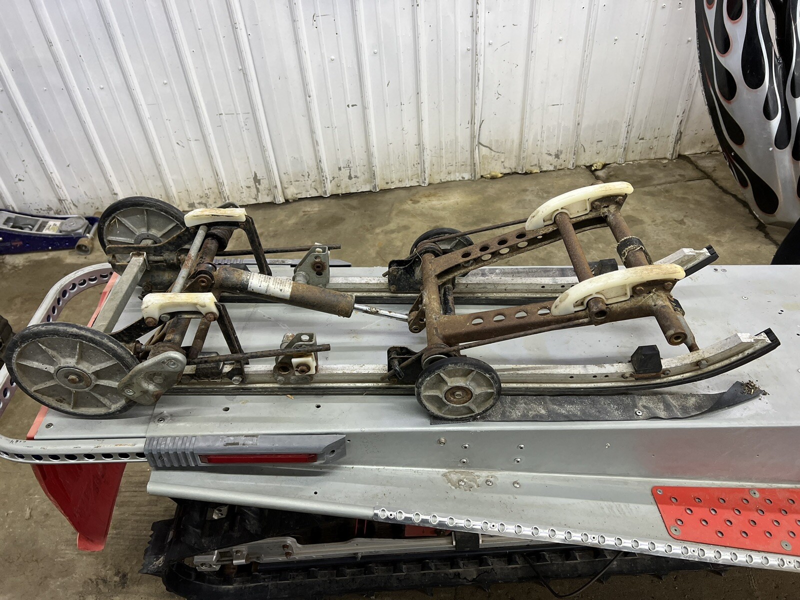 79 80 81 82 Yamaha 300 340 Enticer Complete Slide Rail Suspension Skid ...