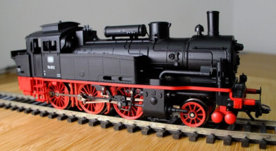 Trix 22854 HO gauge DB BR 74 / Prussian T12 steam loco in black livery ...