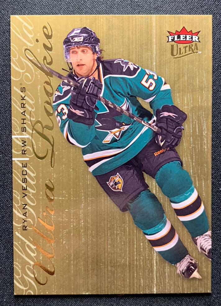2009-10 Fleer Ultra - Ultra Rookie Ryan Vesce #240 Gold Medallion (RC ...
