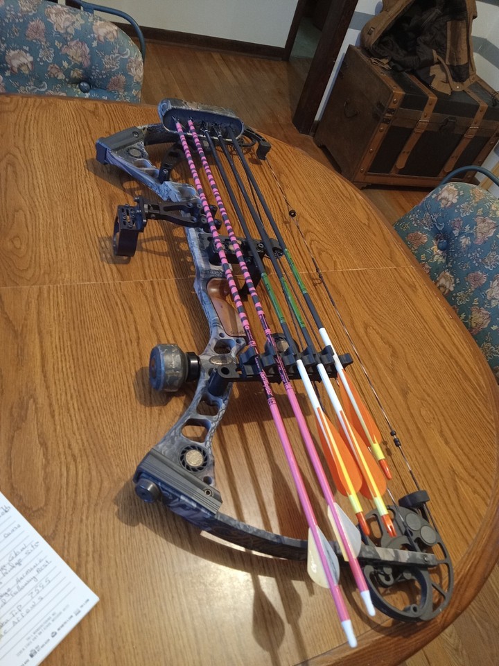 mathews left handed compound bow used. Switchback solo cam. | eBay