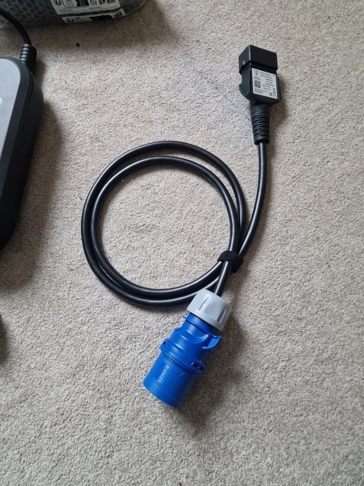 Audi e-tron Portable EV Charger / Audi e-tron Home Charging Cable (Mode ...