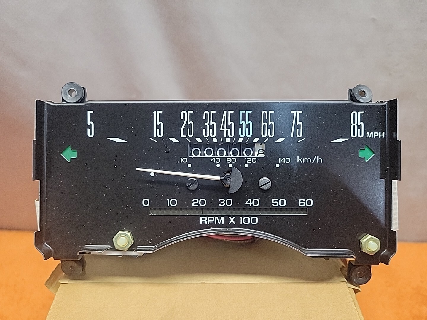 F62•AC Delco GM '85 Buick Century Speedometer Odometer Head w/Tach ...