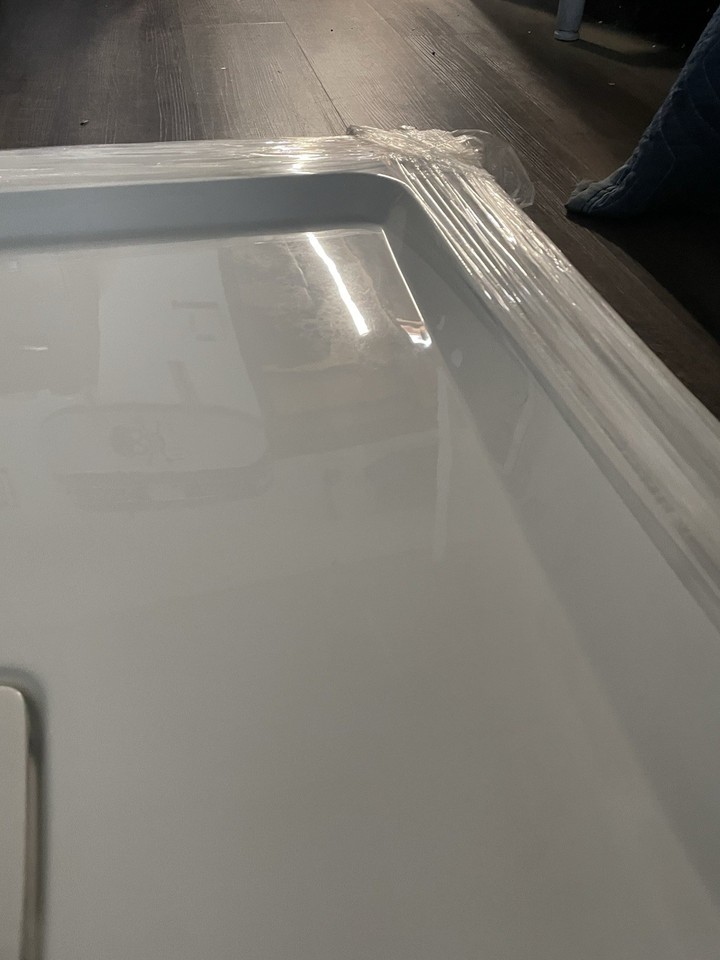 Caml-Tomlin Shower Pan 48" W x 32" Center Drain Cover Molded tiline ...