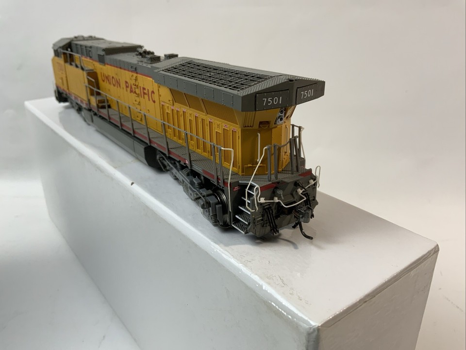 Broadway Limited Imports GE AC6000 UP #7501 Building America HO Scale Diesel... | eBay