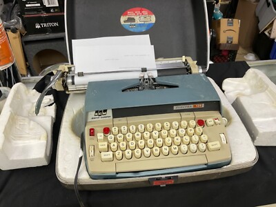 Vtg SCM Smith Corona Electra 120 Typewriter with Hard Case and Key ...