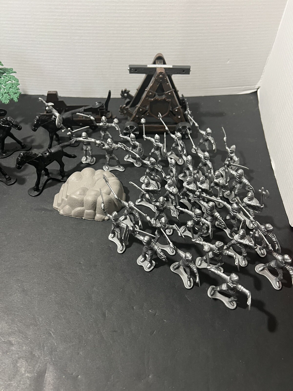 HUGE LOT MARX TOYS RECAST 54 MM MEDIEVAL SOLDIERS / HORSES - War ...