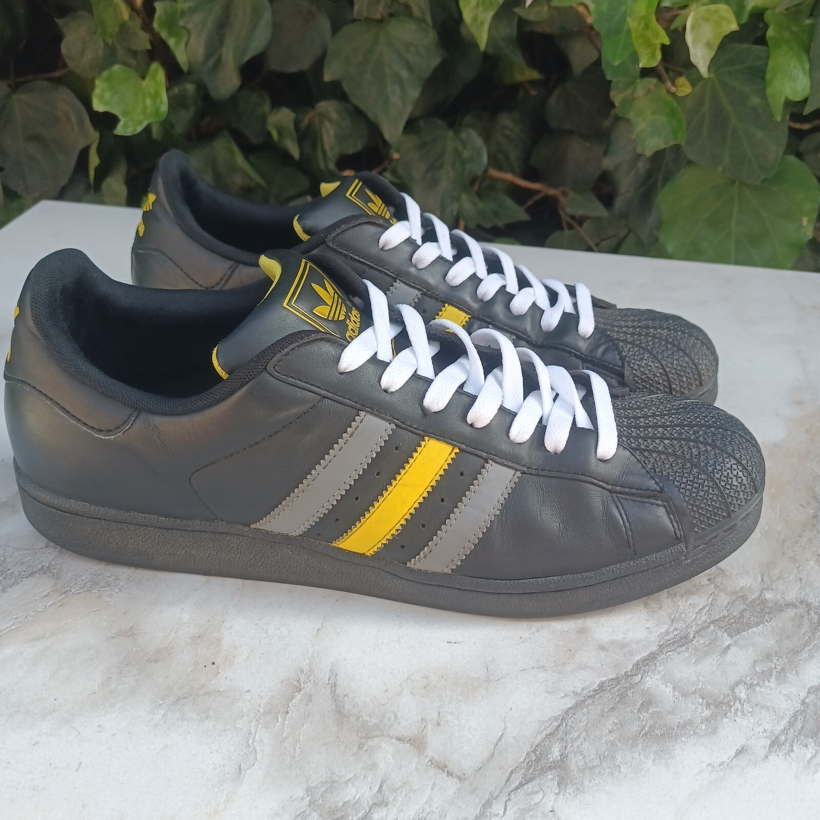 Adidas Superstar II Shell Toe Sneakers Men's Size 12 Black & Yellow