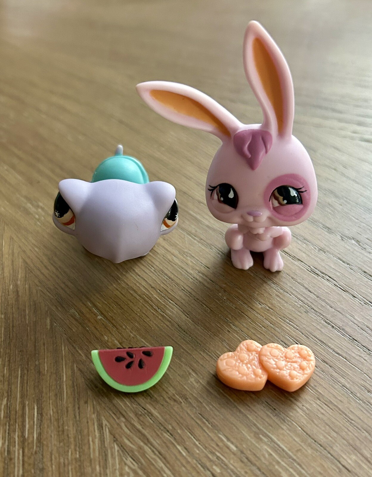 Littlest Pet Shop LPS Authentic Walmart Exclusive #907 Bunny #908 ...