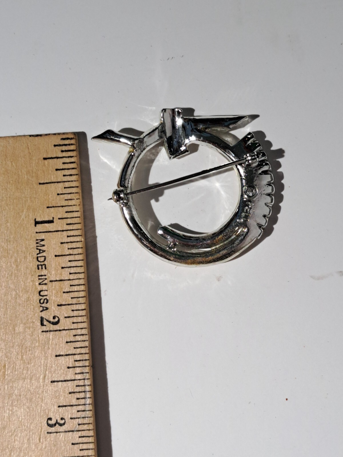 VINTAGE PELL SIGNED RHINESTONE WREATH PIN BROOCH | eBay